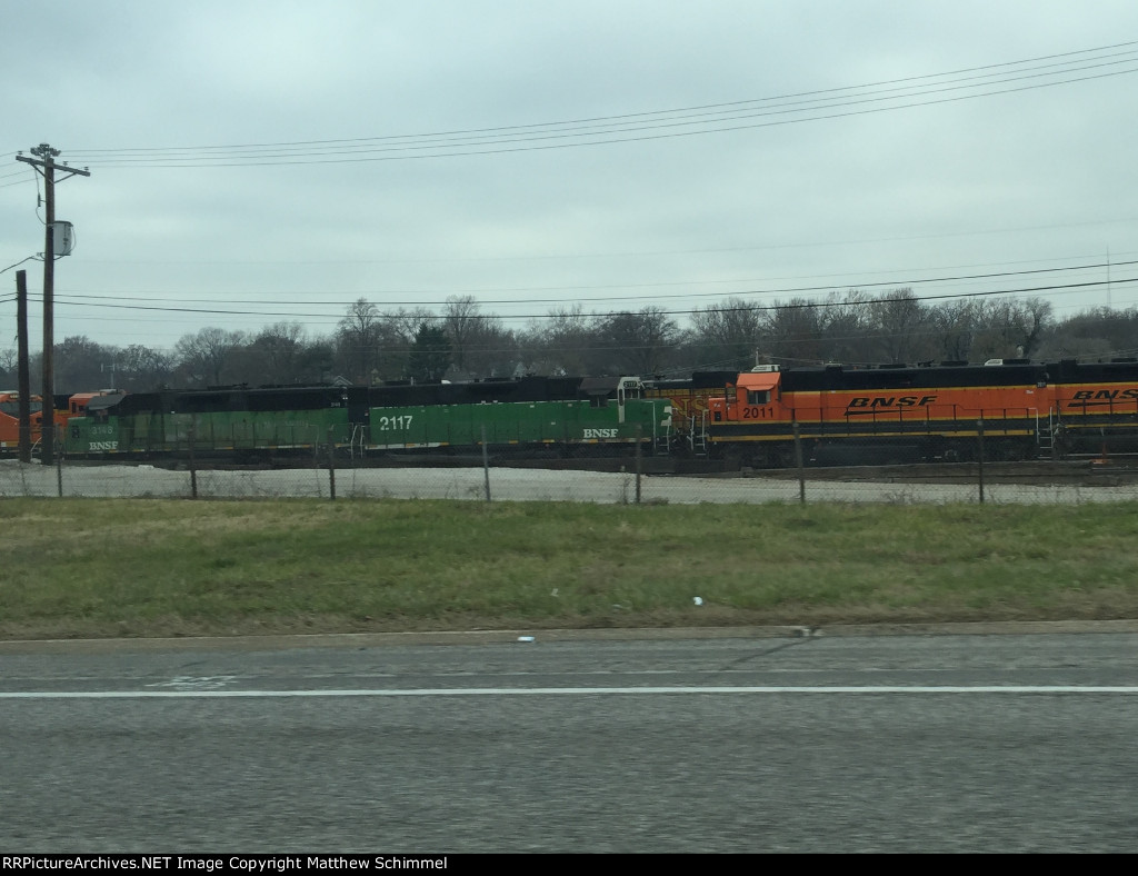 BNSF 3148, BNSF 2117, & BNSF 2011